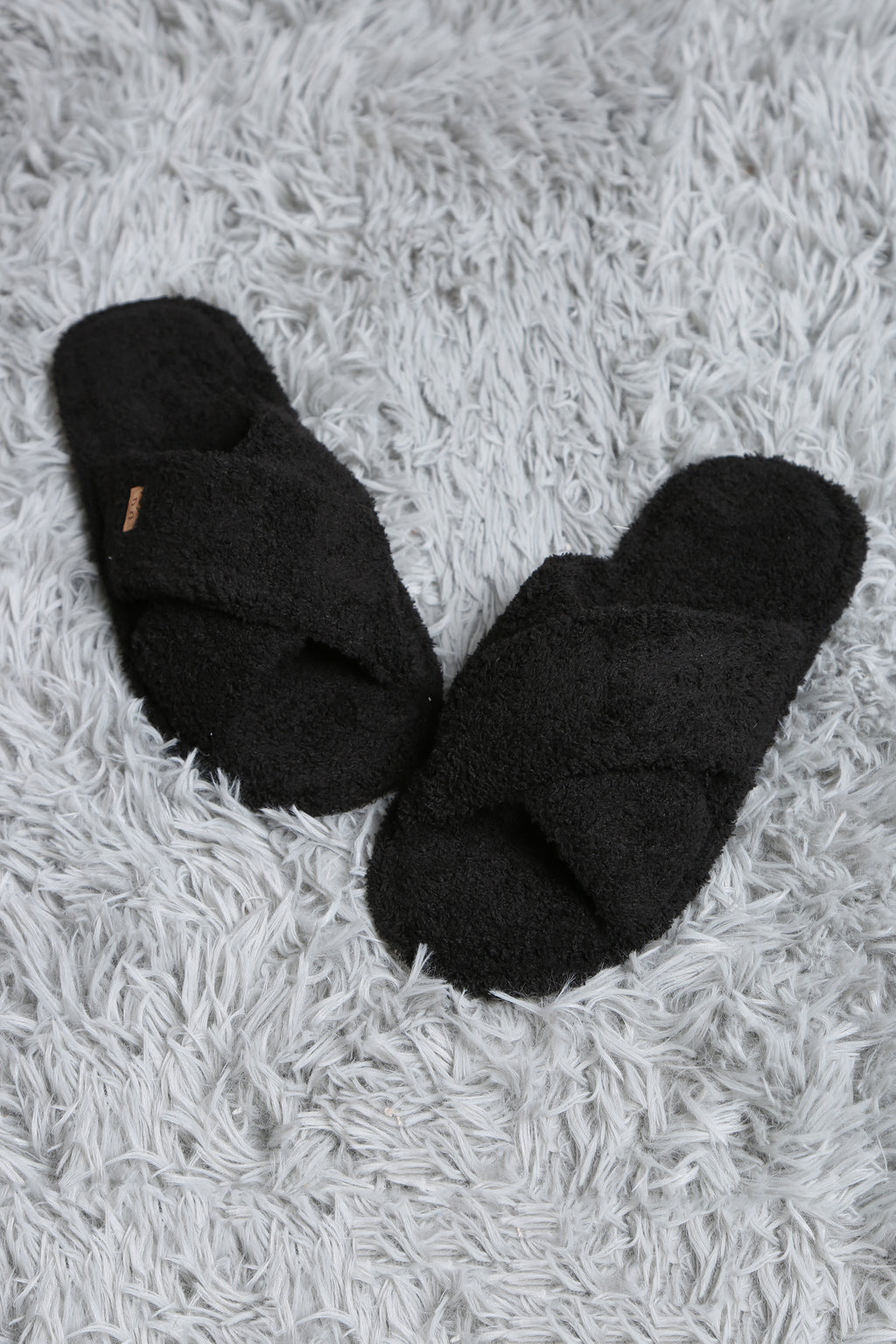 Solid Color Luxury Soft Criss-Cross Slippers – COMFYLUXE