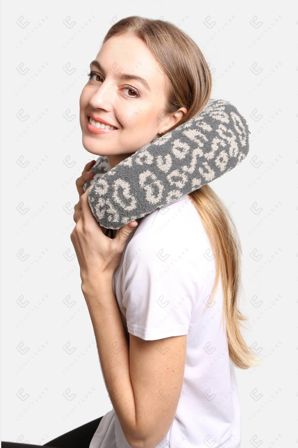 Leopard Pattern Luxury Soft Travel Neck Pillow – COMFYLUXE