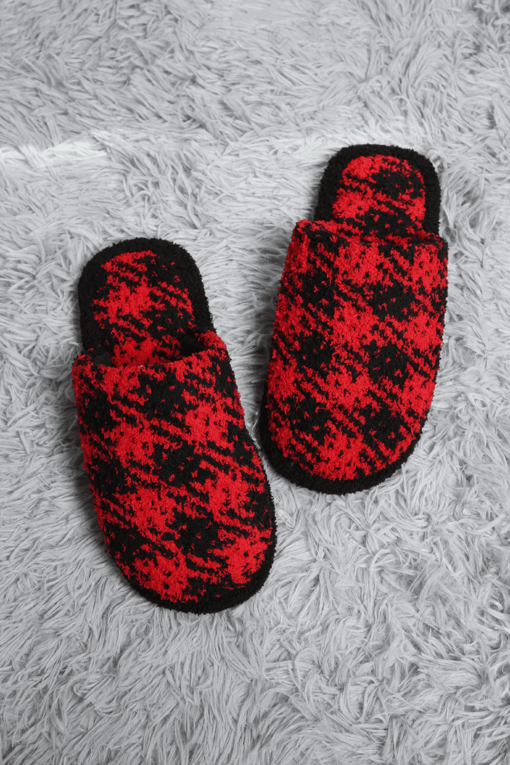 Buffalo Check Pattern Luxury Soft Slippers – COMFYLUXE