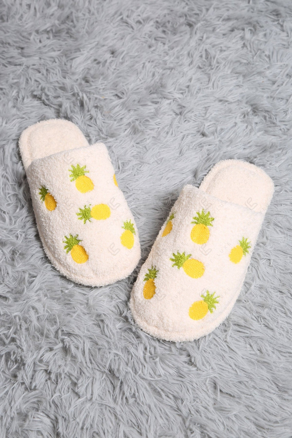 Mini Pineapples Embroidered Luxury Soft Slippers – COMFYLUXE